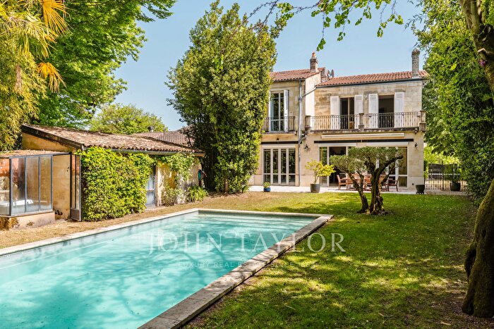 Maison à vendre - Le Bouscat, Barrière du Médoc - 8 pièces - 5 chambres