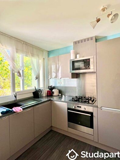 Touleuses-Bocages, Cergy : Appartement 1 pièce à louer