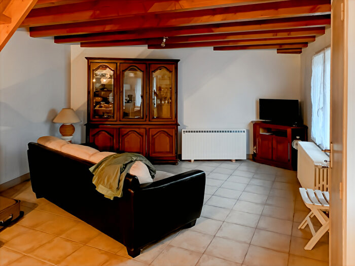 Maison à vendre - Junhac - 3 pièces - 2 chambres