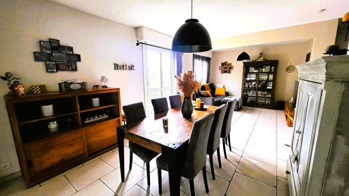 Appartement à vendre - Marseille e , Saint-Tronc - 4 pièces - 2 chambres