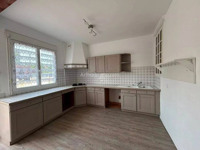 Montatons, Saint-Michel-sur-Orge : Maison 3 pièces à louer