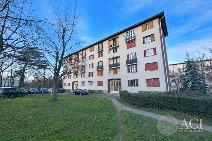 Épinay-sur-Seine, Les Econdeaux : Appartement 2 pièces à vendre