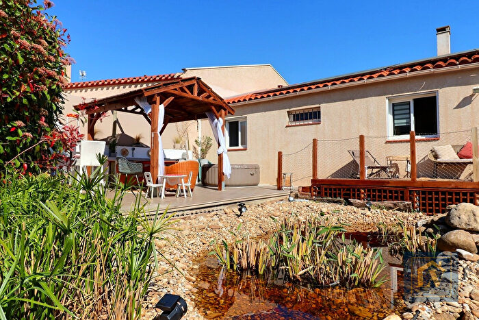 Maison à vendre - Fourques - 4 pièces - 3 chambres