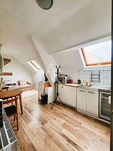 Appartement à louer - Bois de Verrières-Coulée Verte-Parc Heller, Antony - 1 pièce