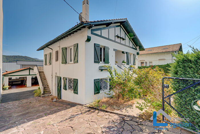 Maison 6 pièces à Hendaye, Gare, Joncaux, à vendre