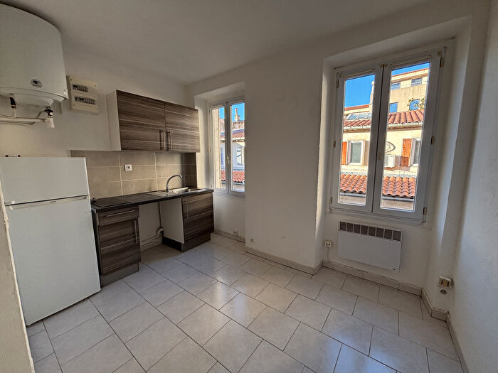 Appartement à louer - Marseille e , Préfecture - 2 pièces - 1 chambre
