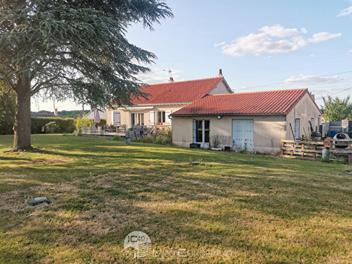 Ambillou-Château - Maison 9 pièces à vendre