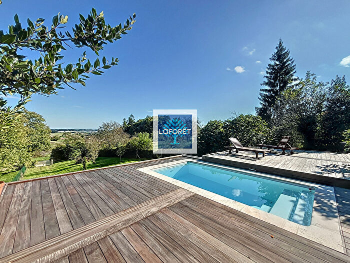 Maison à vendre - Montlieu-la-Garde - 9 pièces - 6 chambres