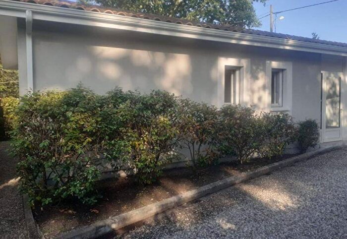 Maison à louer - Pessac - 4 pièces - 3 chambres