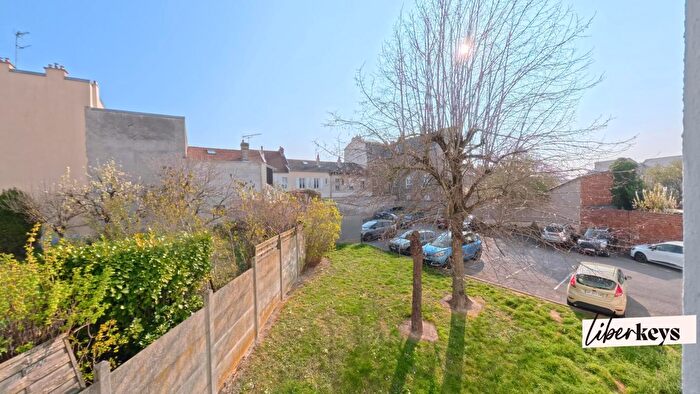 Appartement à vendre - Reims, Europe, Chemin Vert - 1 pièce