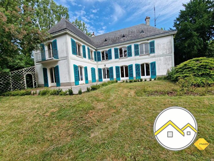 Maison 10 pièces à vendre à Châteaubriant, La Borderie, Choisel, La Ville Marie, Etang