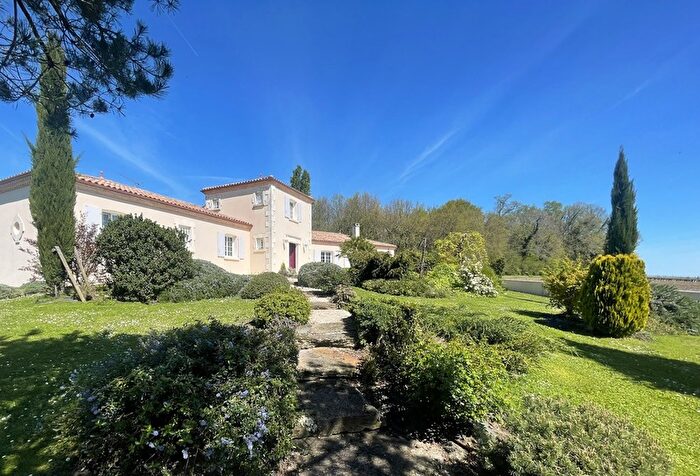 Maison 8 pièces à vendre - Reignac