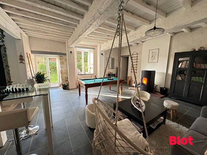 Maison à vendre - Vern-sur-Seiche - 7 pièces - 4 chambres