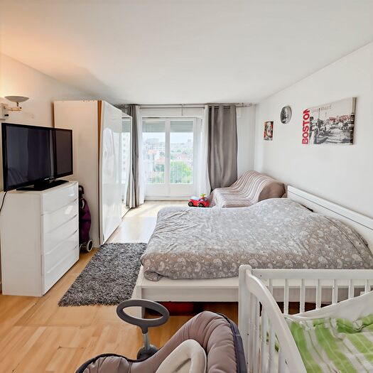 Appartement 4 pièces à vendre à Bagnolet, La Dhuys
