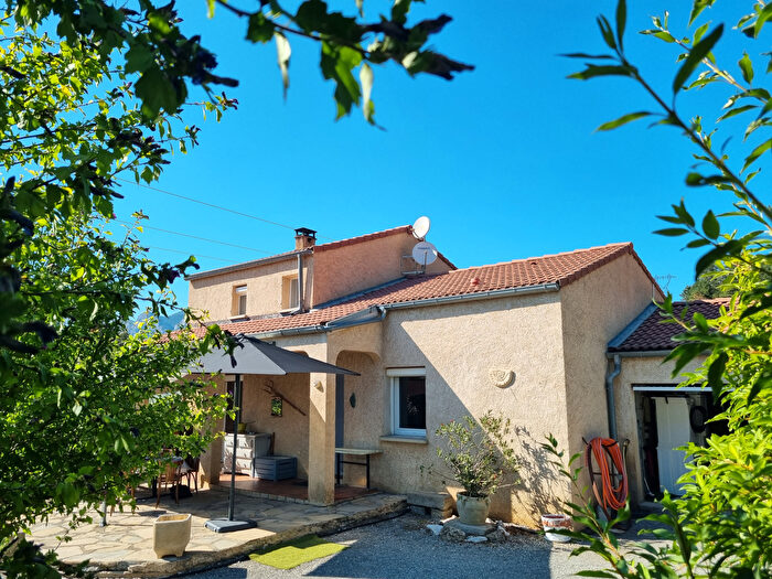 Claret - Maison 6 pièces à vendre