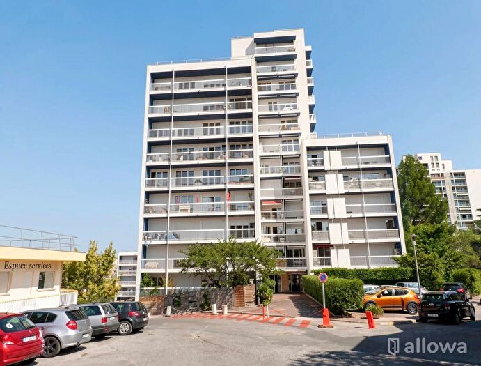 Appartement à louer - Marseille ème arrondissement - 2 pièces - 1 chambre