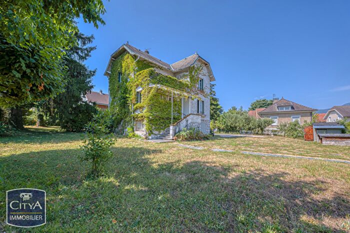 Chambéry, Centre-ville : Maison 7 pièces à vendre