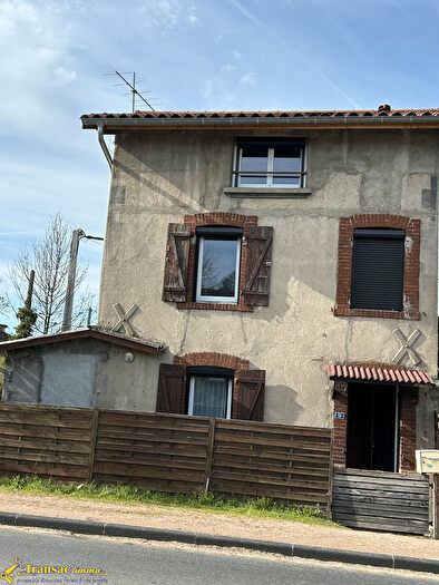 Maison à louer - Paslières - 2 pièces - 1 chambre