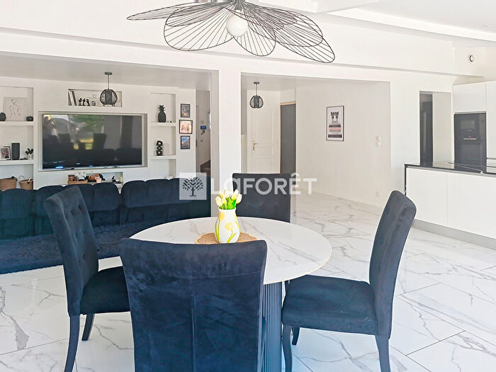 Maison 7 pièces à Flins-sur-Seine, à louer