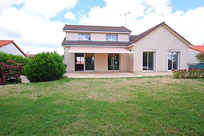 Maison 10 pièces à vendre à Cholet, Choletière