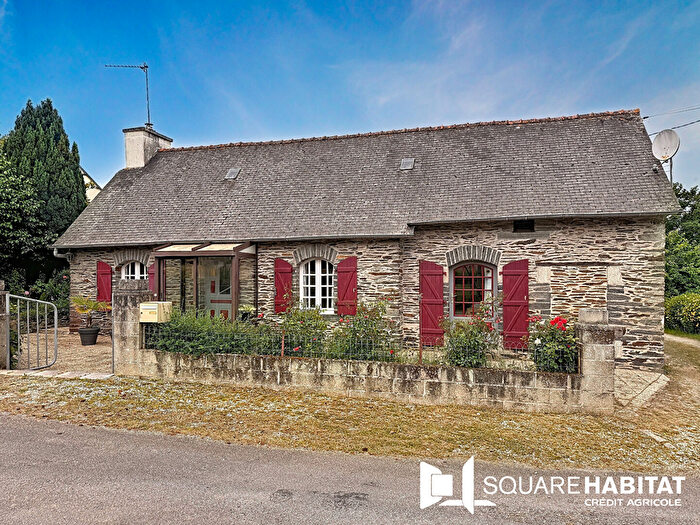Mûr-de-Bretagne : Maison 5 pièces à vendre