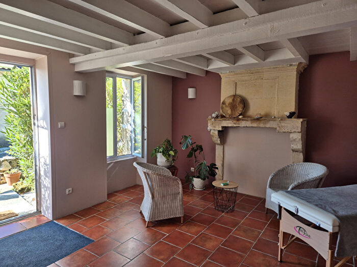 Maison à vendre - Lugasson - 7 pièces - 4 chambres