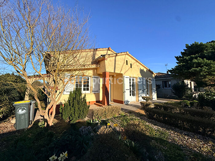 Maison à vendre - Saint-Paul-Cap-de-Joux - 5 pièces - 4 chambres