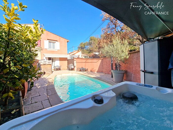 Maison à vendre - Gardanne, Biver - 5 pièces - 3 chambres