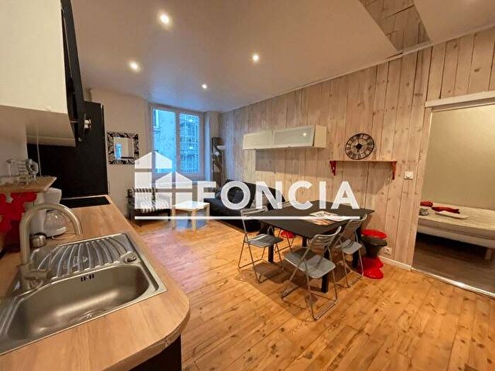 Appartement à louer - Saint Jacques-Chavanelle, Saint-Étienne - 2 pièces - 1 chambre