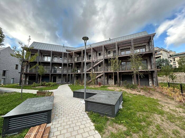 Appartement à louer - Montreuil, Versailles - 2 pièces - 1 chambre