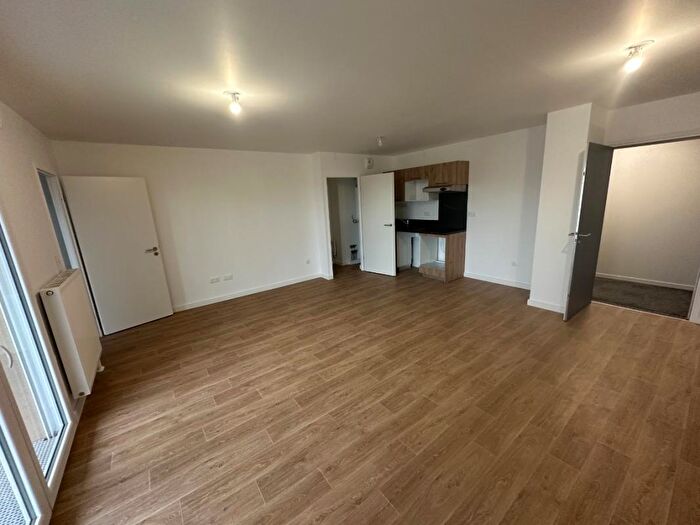 Appartement à louer - Chartres, Beaulieu - 3 pièces - 2 chambres