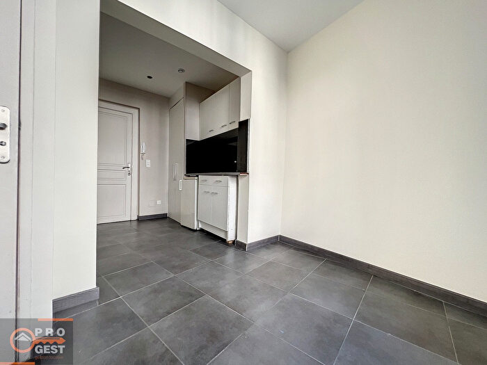 Appartement à louer - Montpellier, Centre historique - 1 pièce