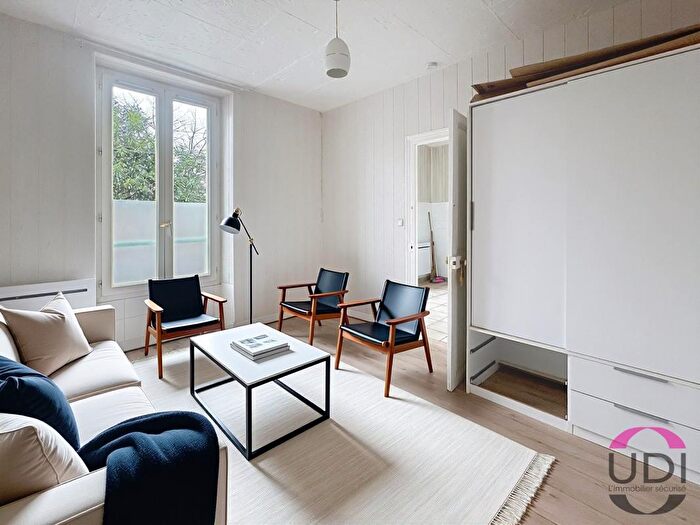 Appartement à vendre - Corbeil-Essonnes, Centre-ville - 1 pièce