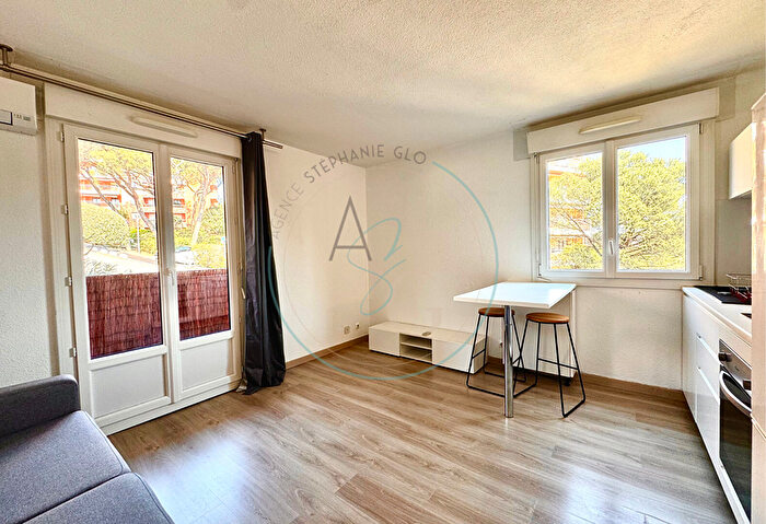 Appartement à vendre - Sainte-Maxime, Virgiles, Capet dAzur, Souleyas, Croisette - 1 pièce