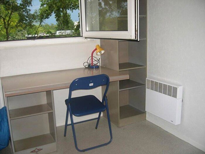 Appartement à louer - Port Ham-Village, Cergy - 1 pièce