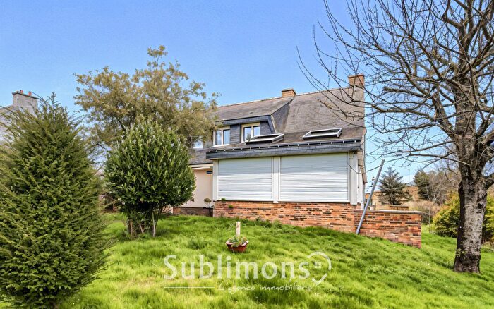 Maison à vendre - Pluneret - 8 pièces - 4 chambres