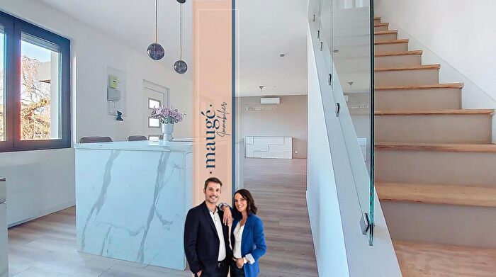 Maison à vendre - Chavanoz - 4 pièces - 3 chambres