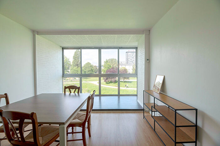 Appartement 3 pièces à Quartiers Sud-Ouest, Alma, à vendre