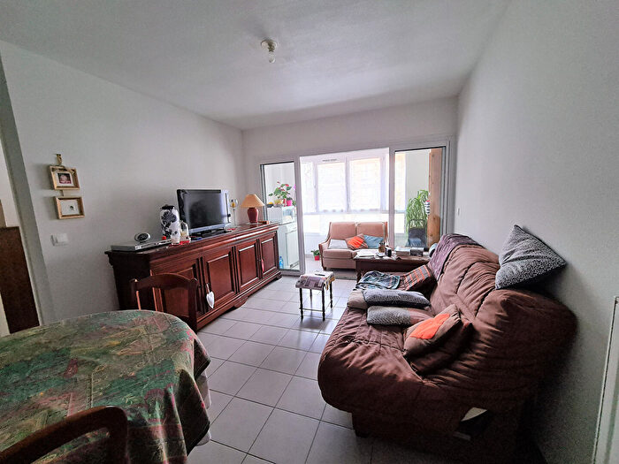 Appartement à vendre - Fleury-les-Aubrais, Clos de la Grande Salle, Villevaude, Vallée, Ormes du Mail - 2 pièces - 1 chambre