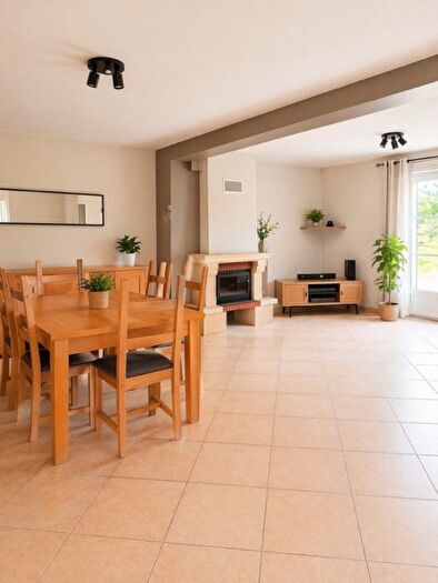 Maison 7 pièces à Santeuil, à vendre