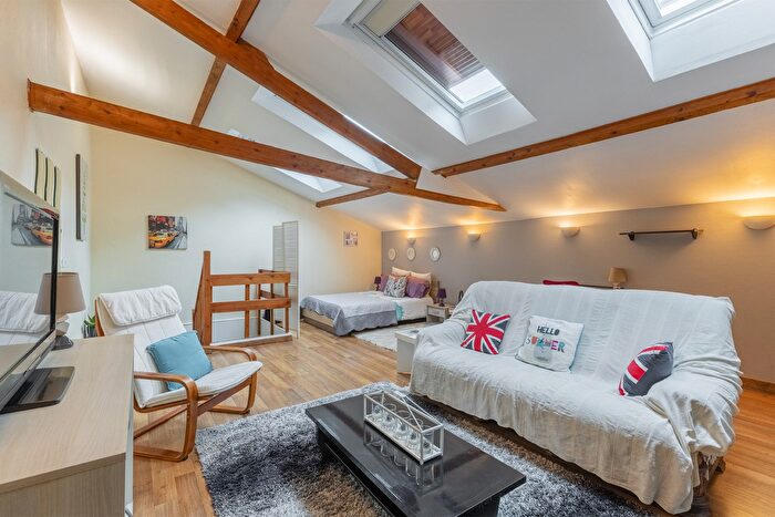 Appartement à vendre - Nancy, Beauregard, Boufflers, Buthegnémont - 2 pièces - 1 chambre