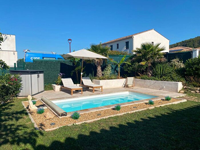 Carnoules : Maison 4 pièces à louer