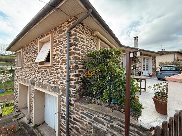 Maison à vendre - Saint-Affrique - 4 pièces - 3 chambres