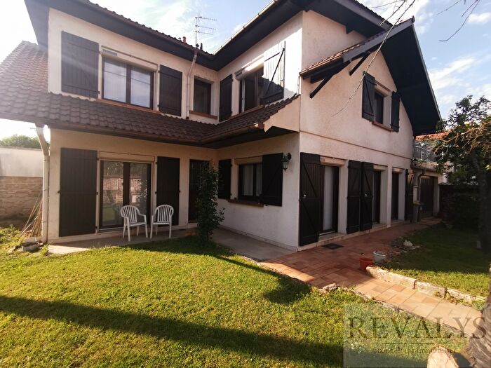 Maison à vendre - Dijon, Port du Canal - 6 pièces - 4 chambres