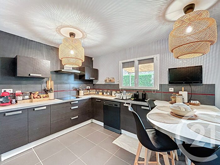 Maison à vendre - Pont-du-Casse - 6 pièces - 5 chambres