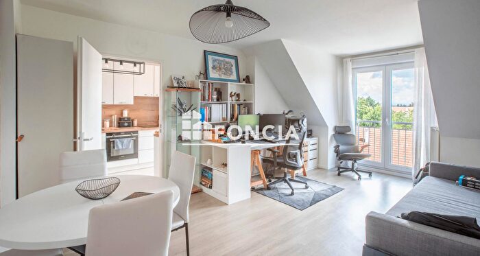 Appartement 2 pièces à Trappes, Centre-ville, Jaurès, Gare, à vendre