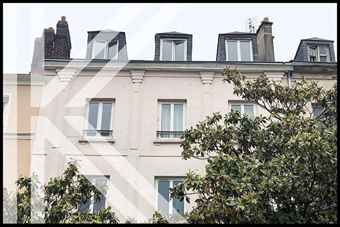 Centre Ville-Rive Gauche, Rouen : Appartement 2 pièces à louer