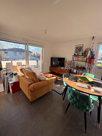 Appartement à louer - Saint-Julien-lès-Metz - 2 pièces - 1 chambre