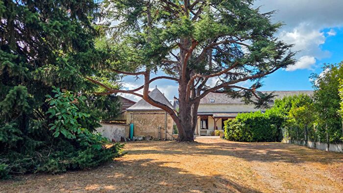Vernoil-le-Fourrier - Maison 6 pièces à vendre