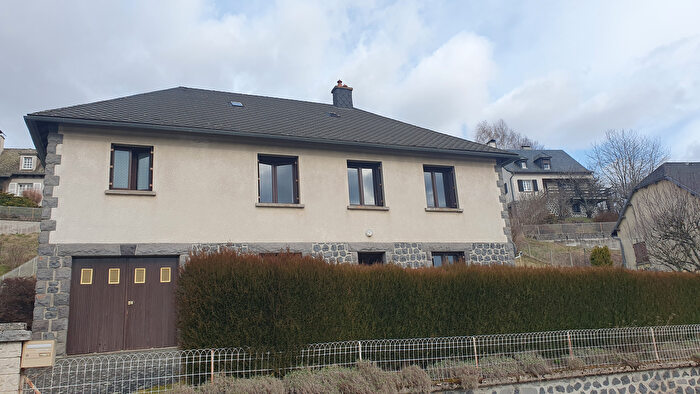 Maison à vendre - Allanche - 5 pièces - 4 chambres